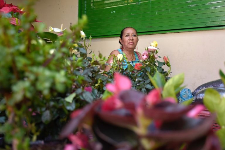 Doña Zenaida; la vendedora que no busca riqueza, sino una ciudad llena ...
