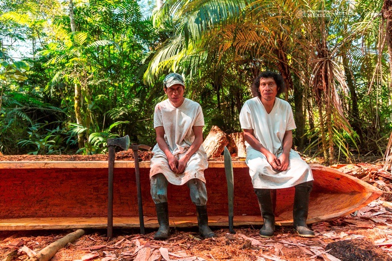 Tras 40 años, vuelven a construir canoas lacandonas en Metzabok ...