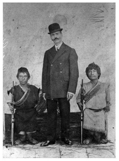 Sorprende fotografía de chamulas enanos y gigante participantes de la ...