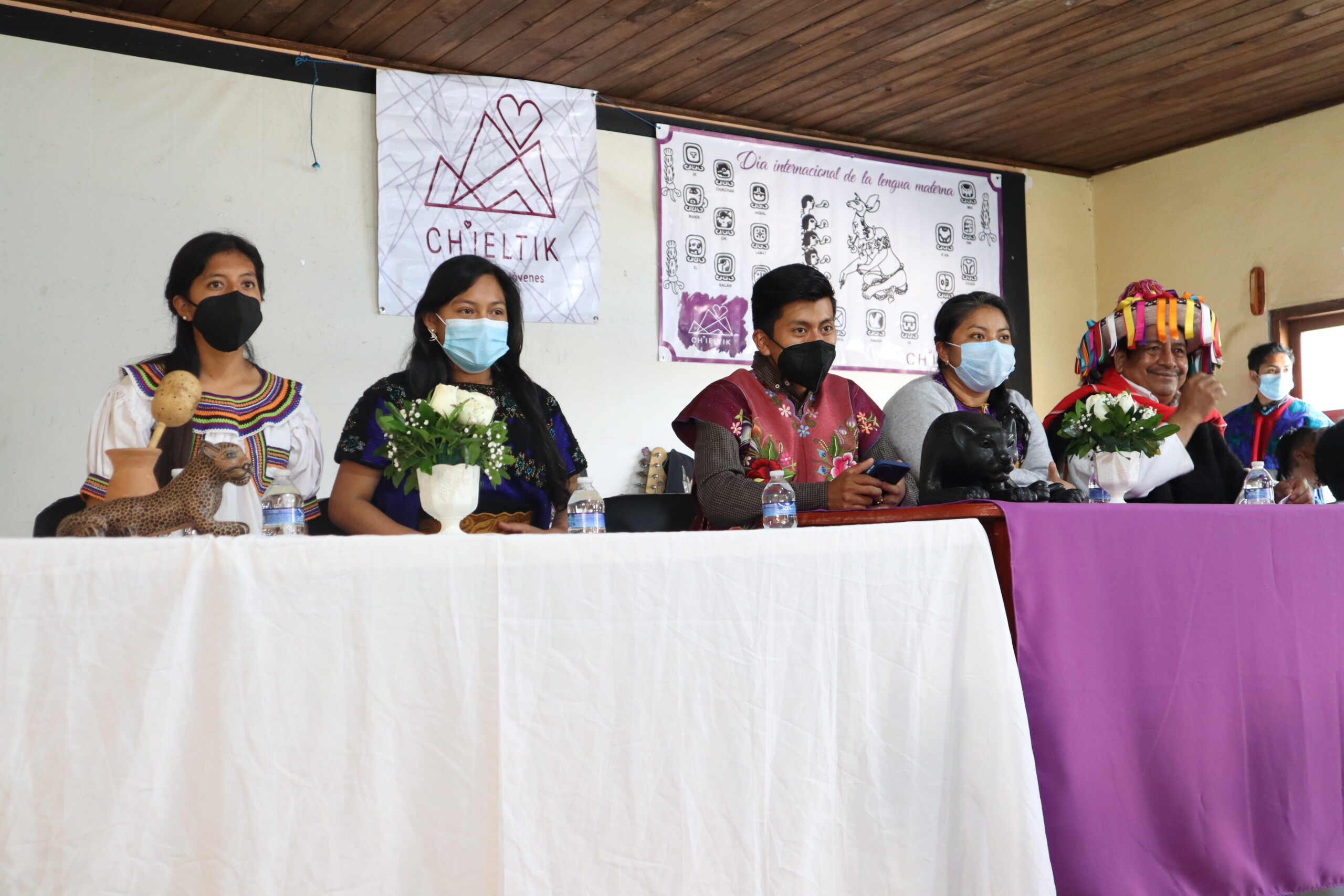 Jóvenes normalistas orgullosos de su cultura y lengua | Chiapasparalelo